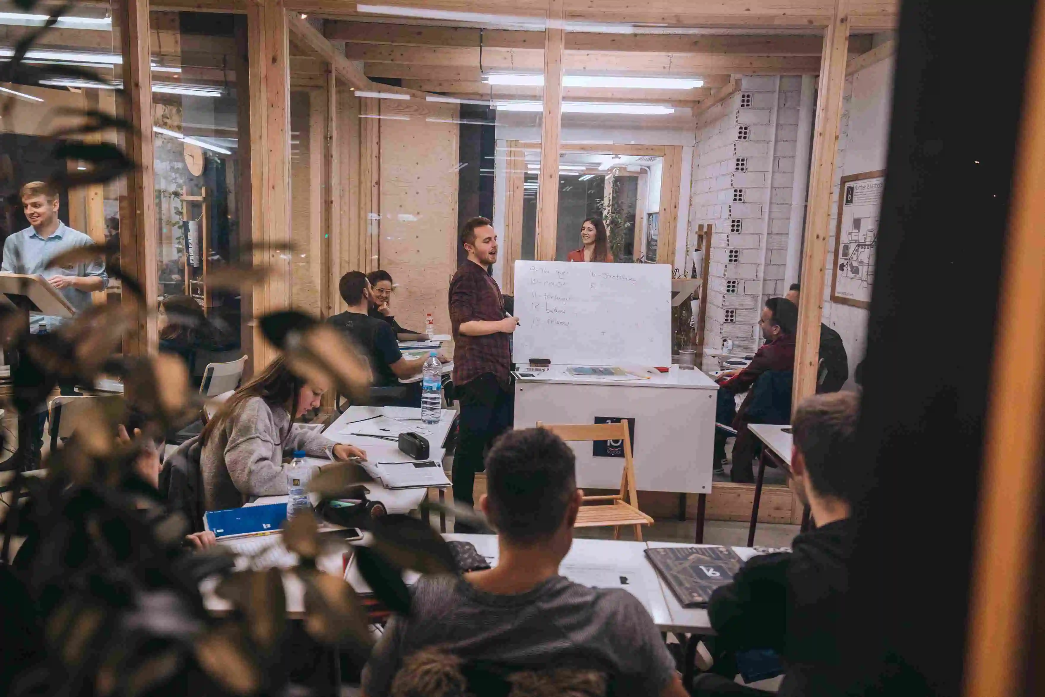 Curiosidades | Number 16 School